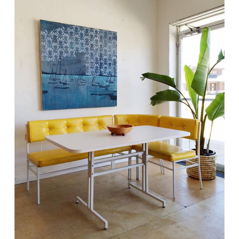 Mid-Century Breakfast Nook – Home and Closet Vintage