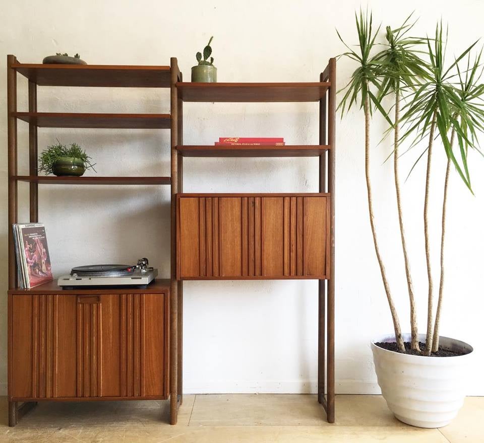 Mid-Century Wall Unit – Home and Closet Vintage