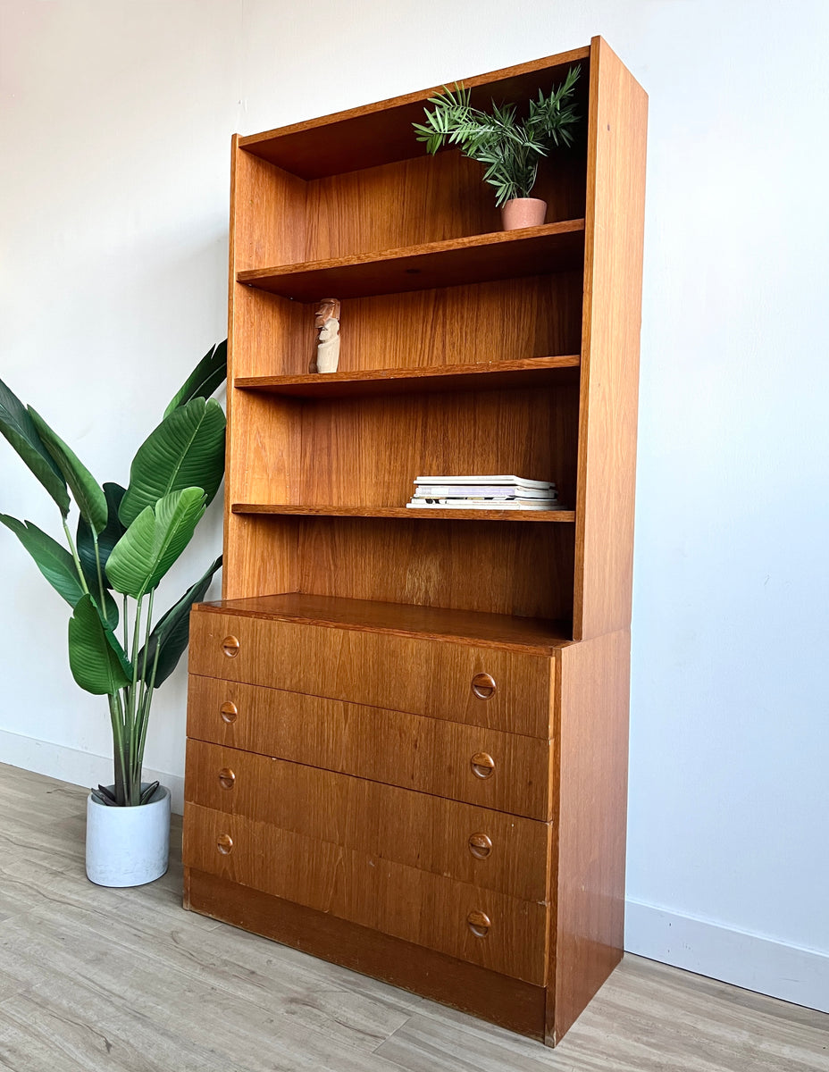 Vintage Teak Shelving Unit – Home and Closet Vintage